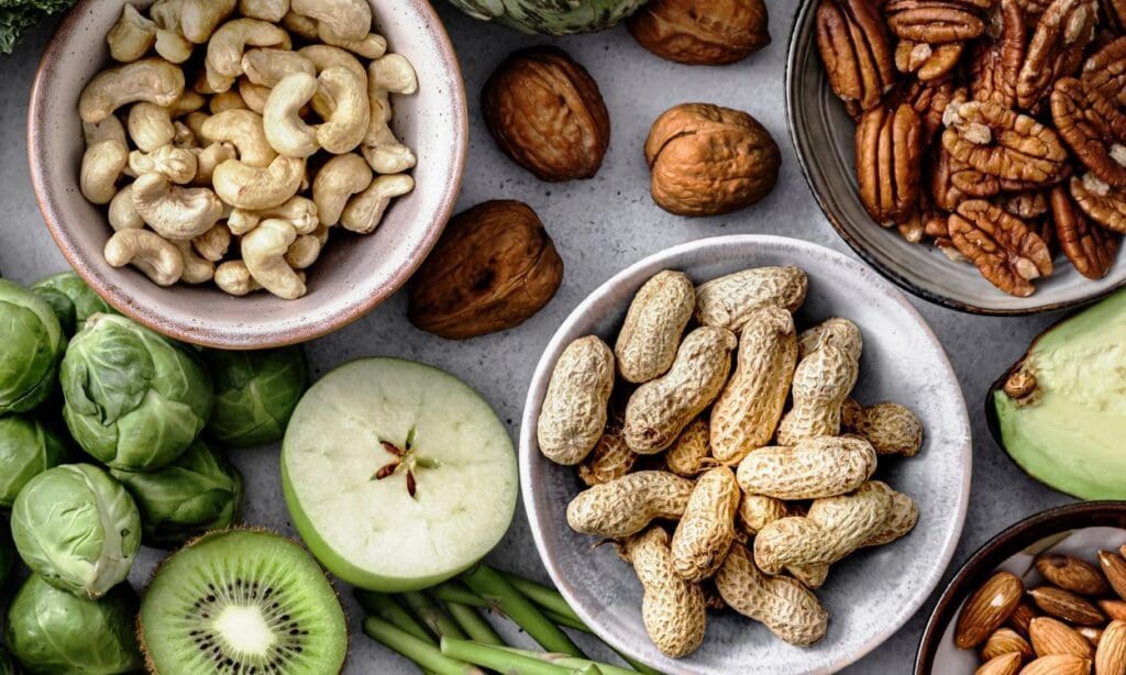 What are the healthiest types of nuts and seeds to eat? - FITPAA