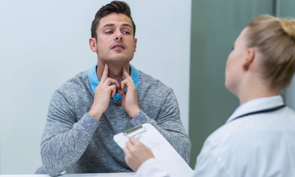 How is thyroid hormone replacement therapy administered? - FITPAA