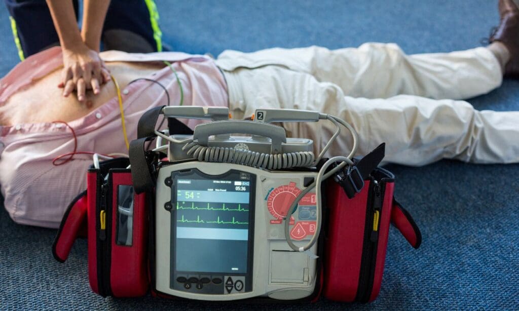 First Aid for Heat-Related Illnesses: Heat Stroke, Heat Exhaustion ...