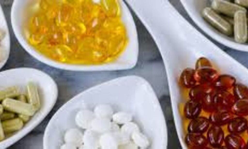 What is the recommended daily intake of vitamins? - FITPAA